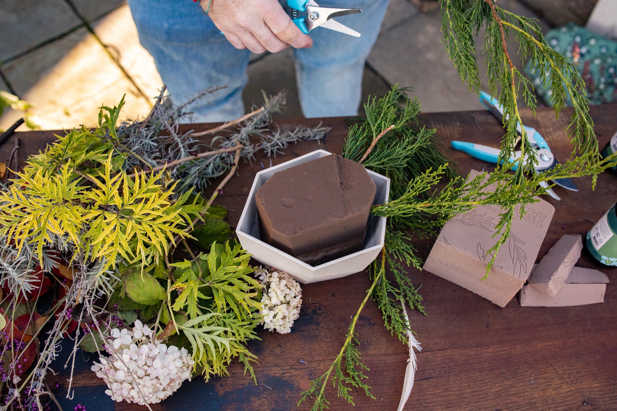 Carbon-neutral shipping on all orders